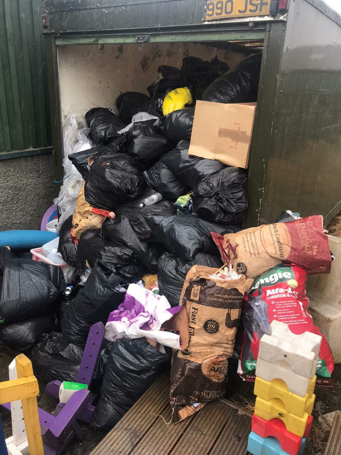House Clearances Edinburgh | Bill & Ben The Rubbish Men